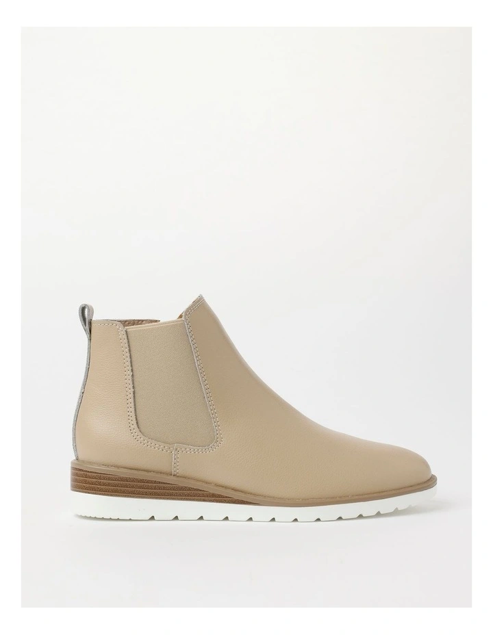 Regatta Rachel Boot In Beige | MYER
