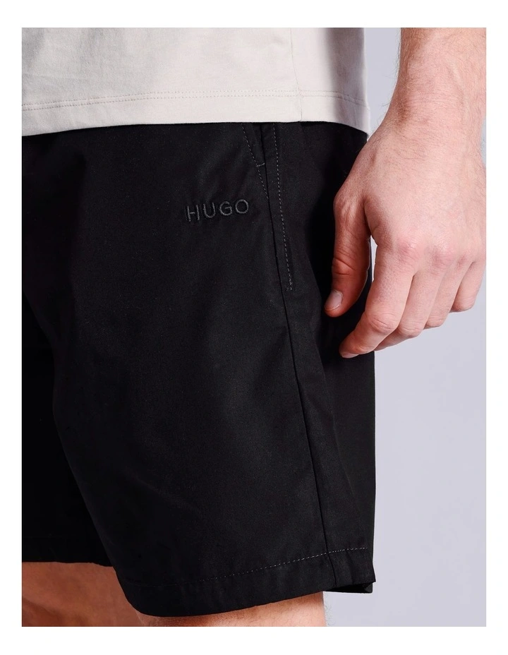 HUGO Dan Short Black | MYER