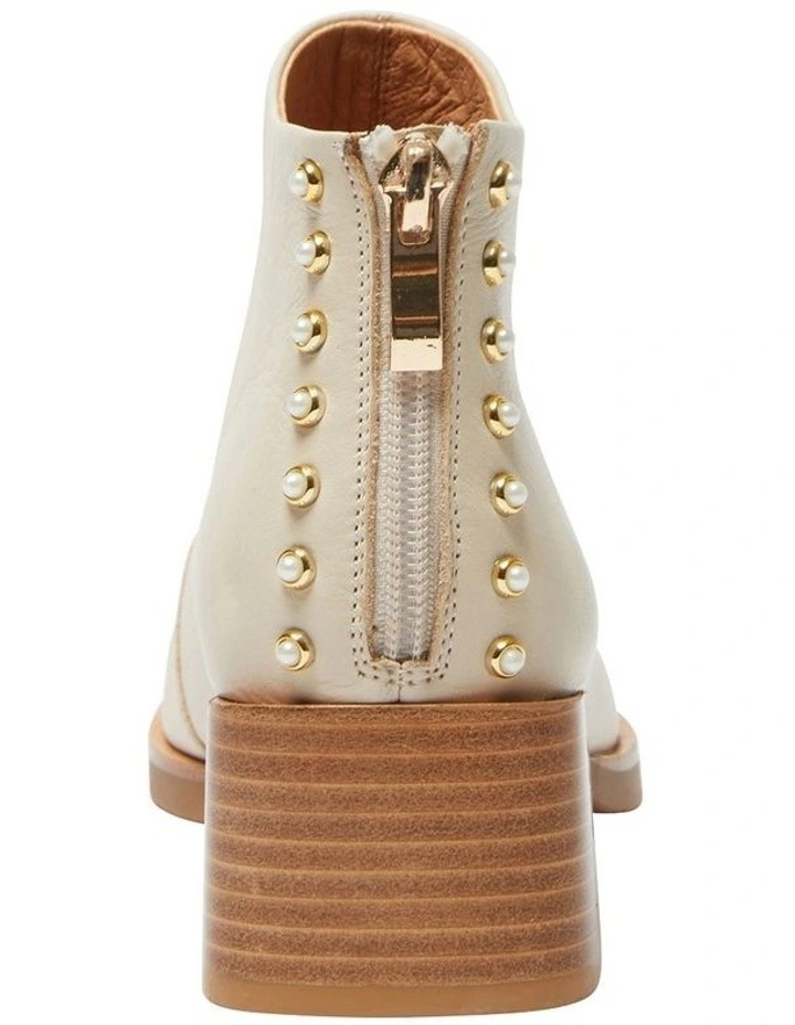 Jane Debster Aladdin Boots in Cream | MYER