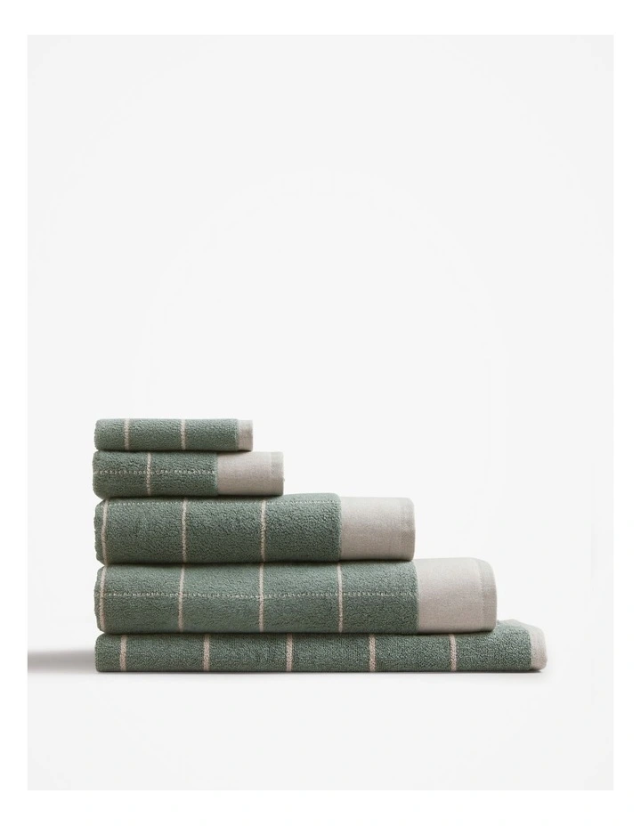 Country Road Kiko Australian Cotton Bath Sheet in Spruce | MYER