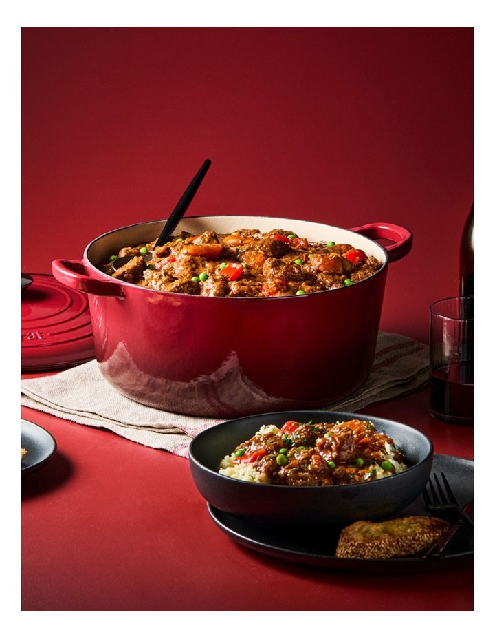 THE COOK SHOP™ Baccarat Le Connoisseur Round French Oven 29cm 6.3L in Merlot | MYER