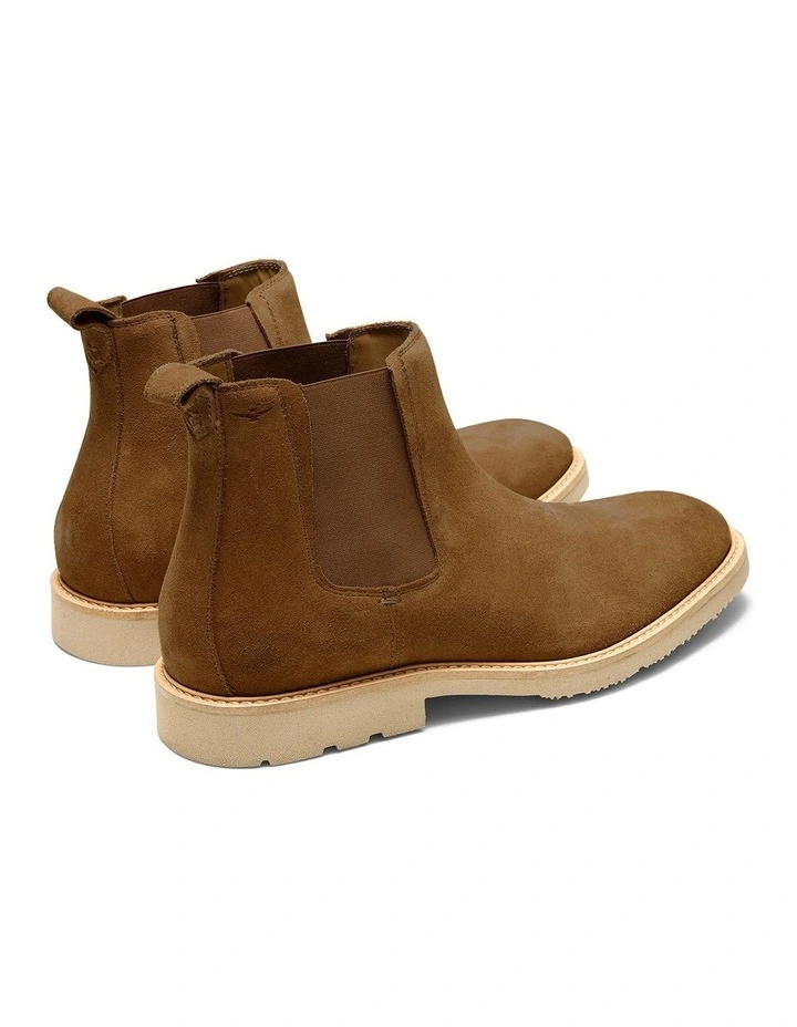 Aquila Lesnar Suede Chelsea Boots in Cognac | MYER