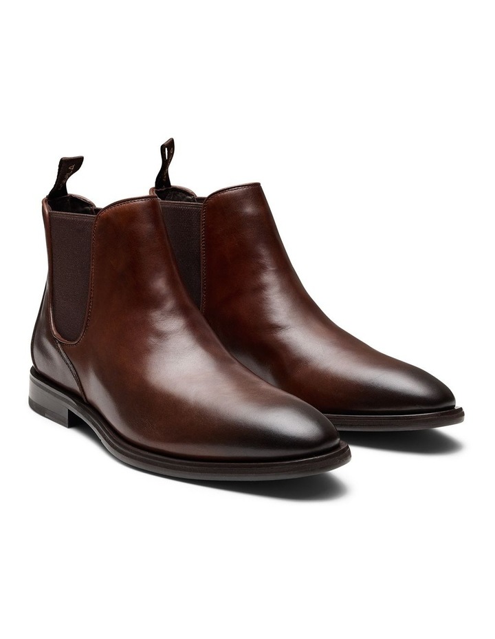 Aquila Leonard Leather Chelsea Boots in Brown | MYER