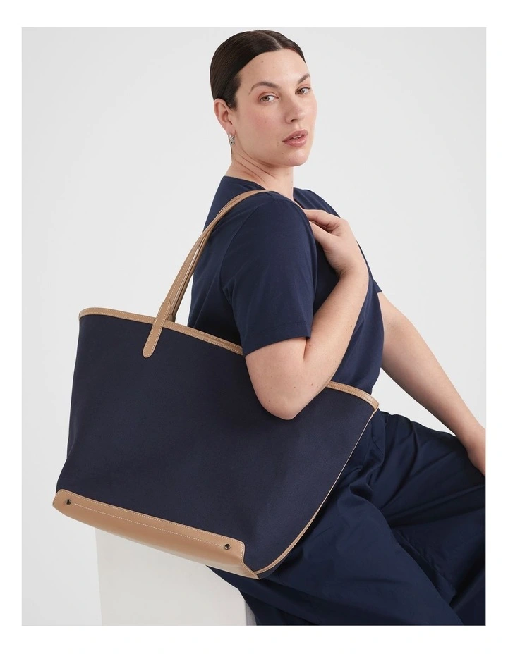 Commonry The Capri Tote in Navy | MYER