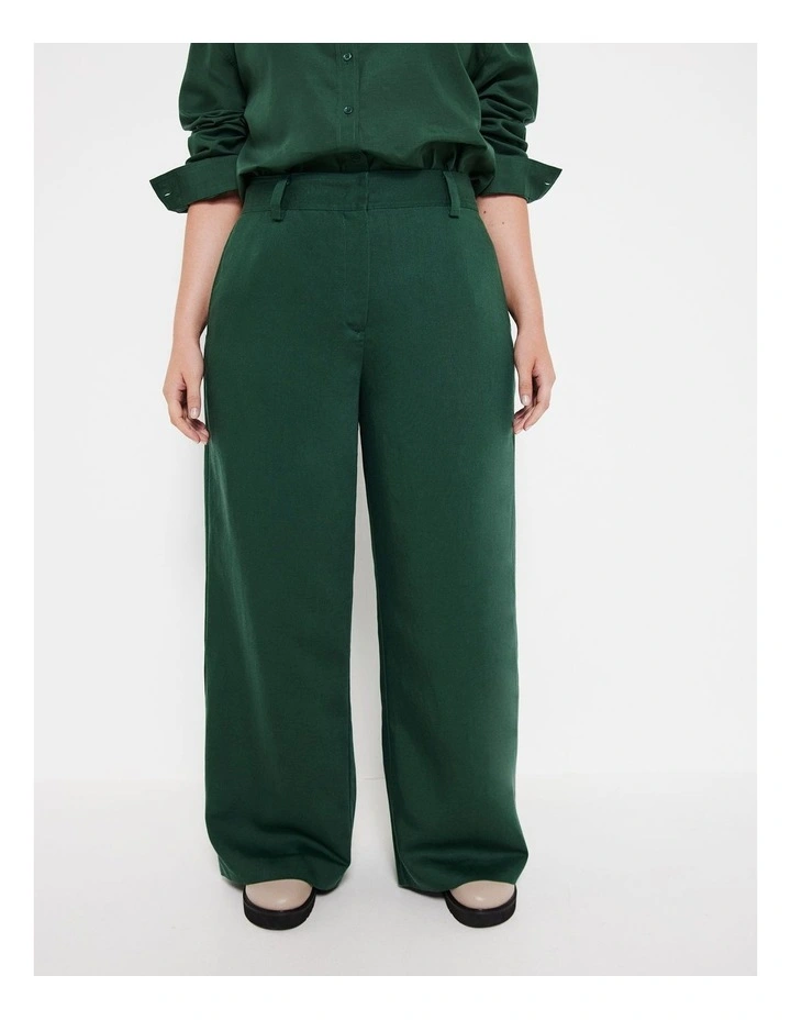 Commonry The Soft Twill Wide Leg Trouser in Dark Green | MYER