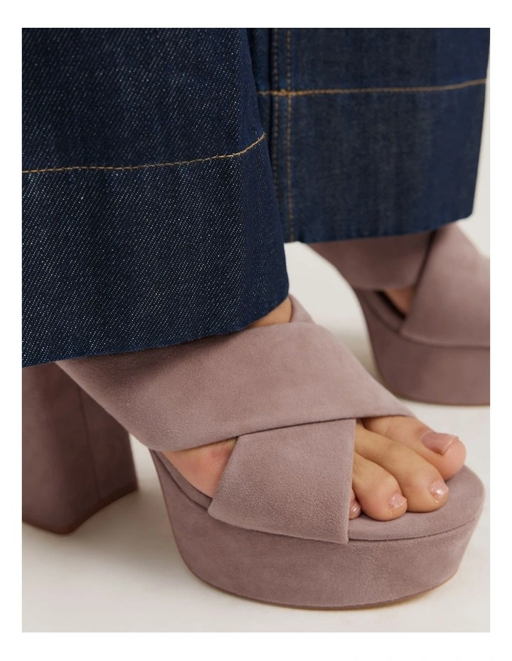 Country Road Isla Platform in Clay | MYER