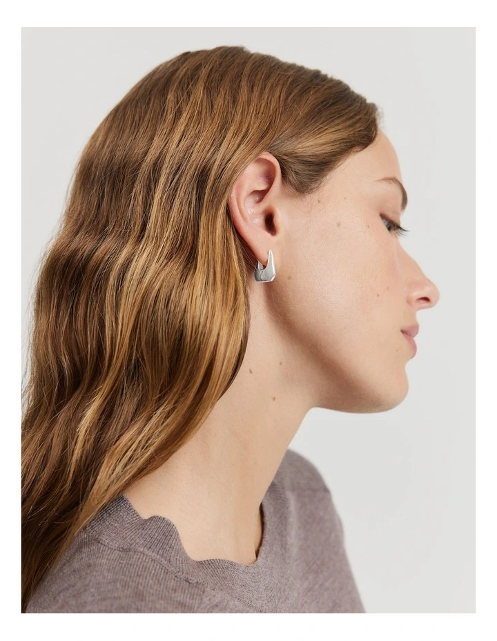 Country Road Tobi Mini Huggie Earring in Silver | MYER