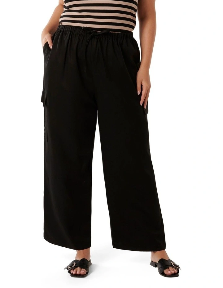 Forever New Curve Elsie Elastic Waist Cargo Pants in Black | MYER