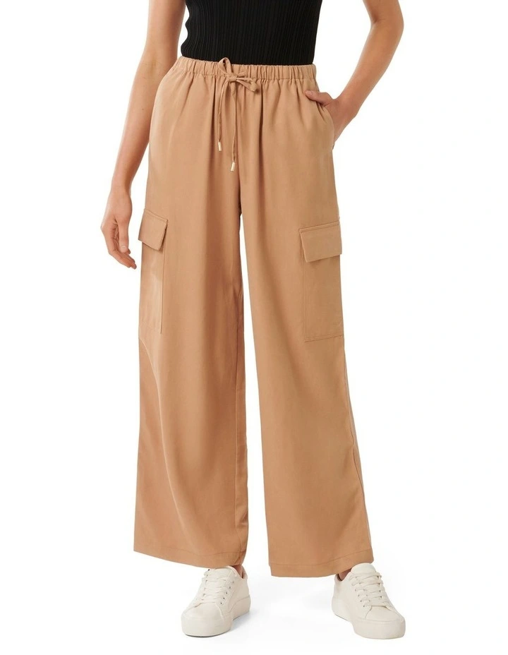 Forever New Elsie Elastic Waist Cargo Pants in Brown | MYER