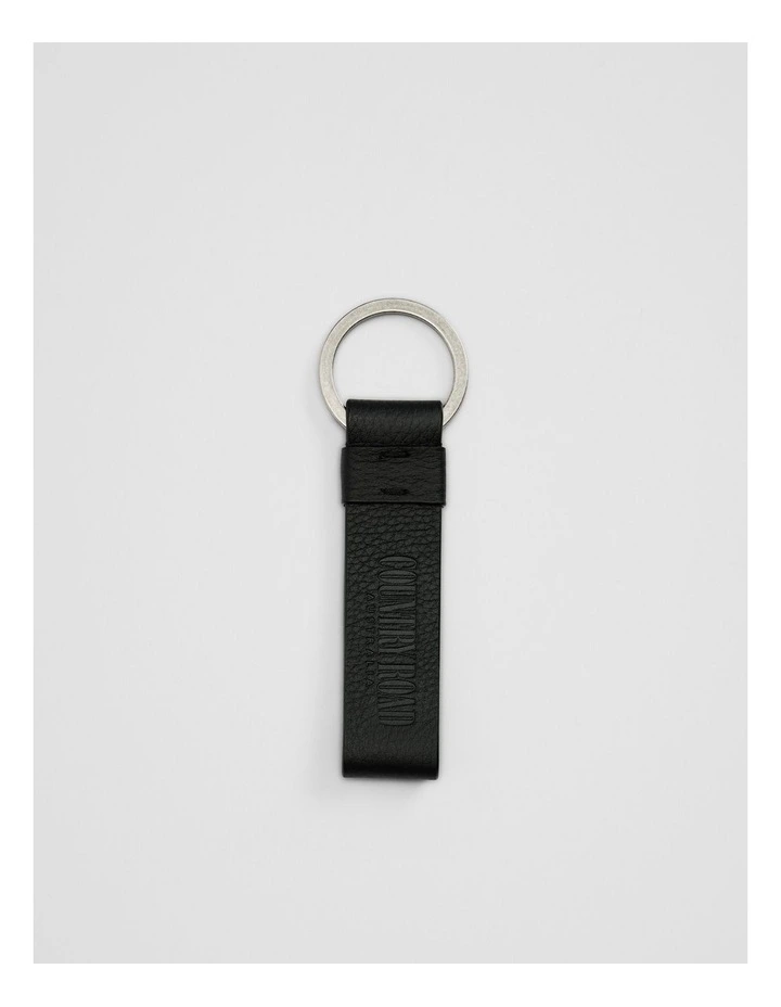 Country Road Heritage Keyring in Black | MYER