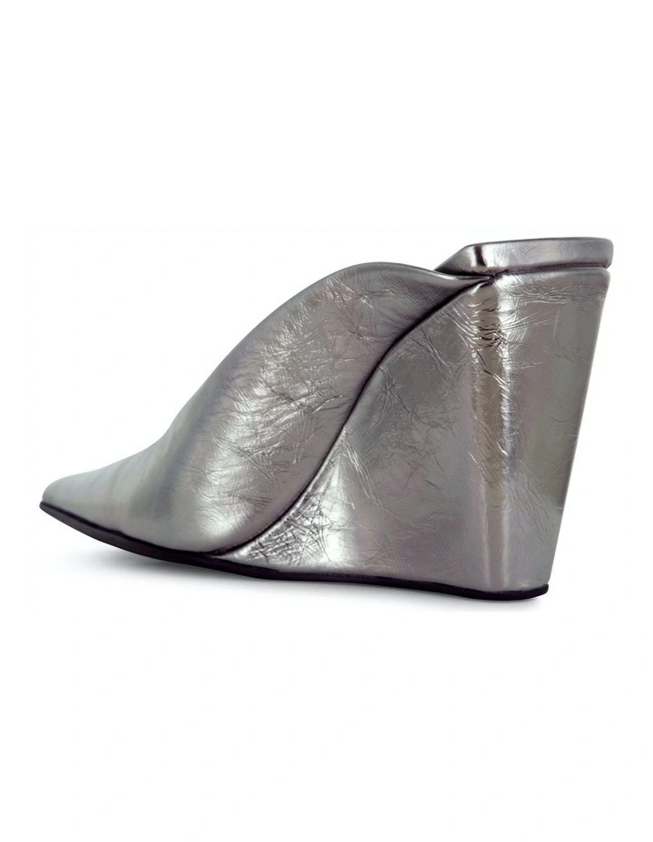 Senso Hazel II Mules in Chrome | MYER