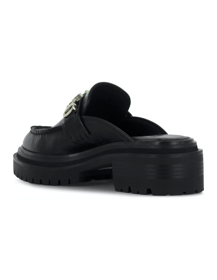 Senso Matteo II Loafers in Black | MYER