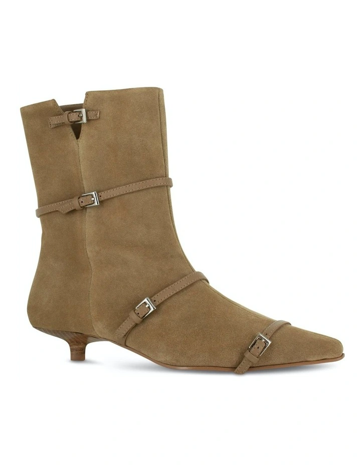 Senso Fai Ankle Boots in Brown | MYER