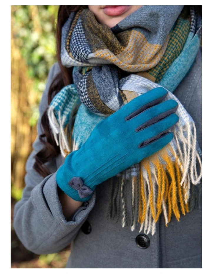 Dents Soft Feel Touchscreen Gloves with Contrast Bow and Fourchettes in ...